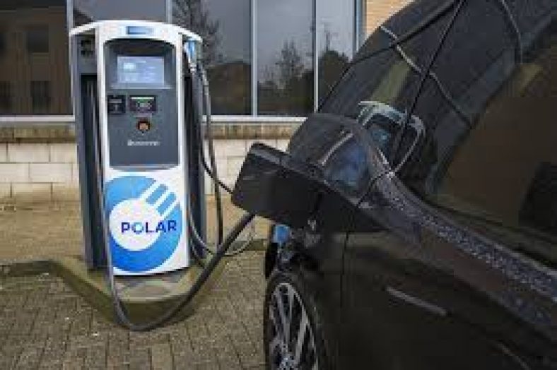 BP buys Chargemaster, the UK's biggest electric car charger network ...